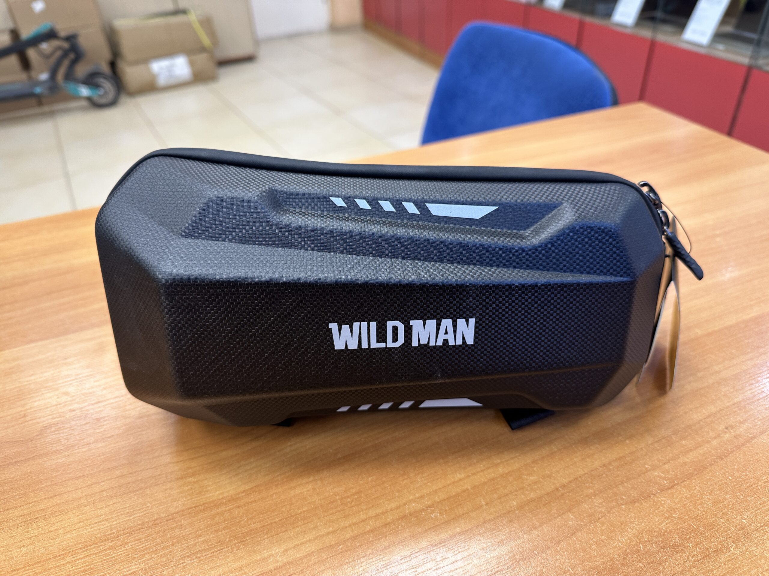 Dviračio, paspirtuko krepšys Wild Man 3L talpa - Mobas.lt